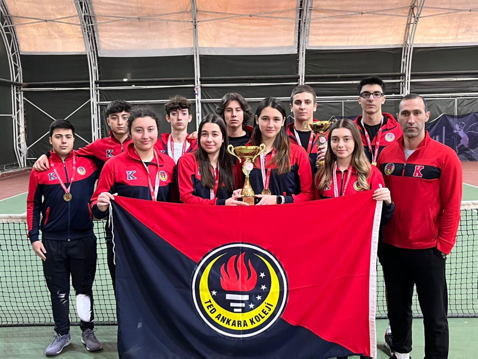 TED ANKARA KOLEJİ SPOR GAZETESİ – CUMHURİYET RUHUYLA DAİMA